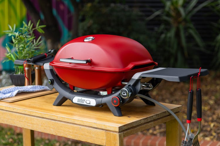 A barbecue revolution inspired by the backyard, the balcony, the beach ...