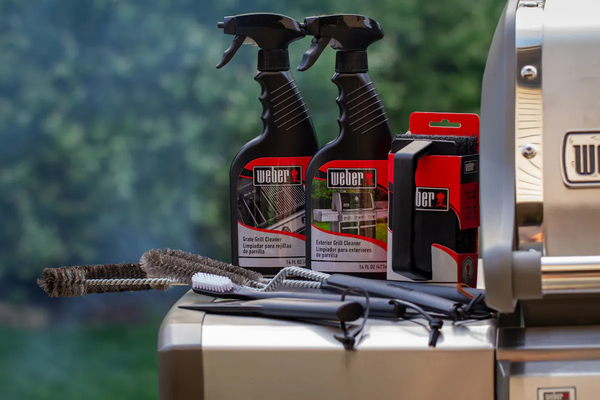 Fall Grilling Cleaning Tips | Tips & Techniques | Weber Grills | Weber US