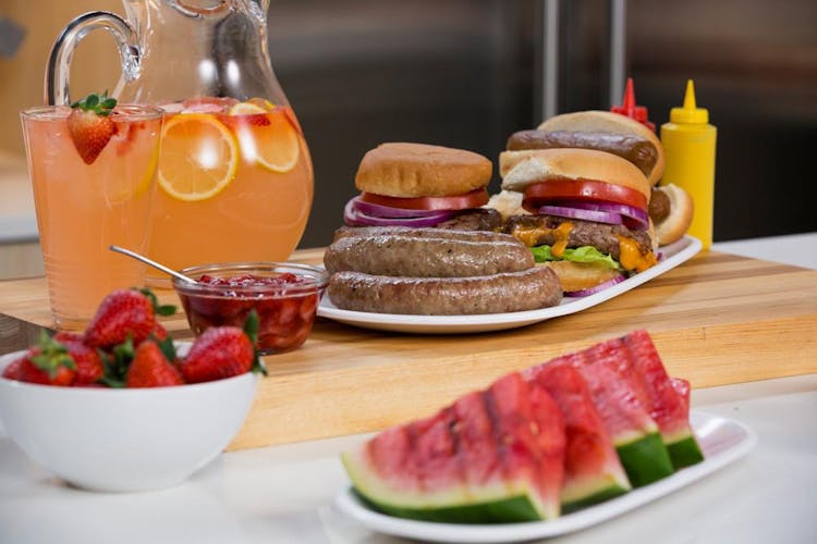 Tips For Your 4th Of July Grilling Menu | Tips & Techniques | Weber Grills