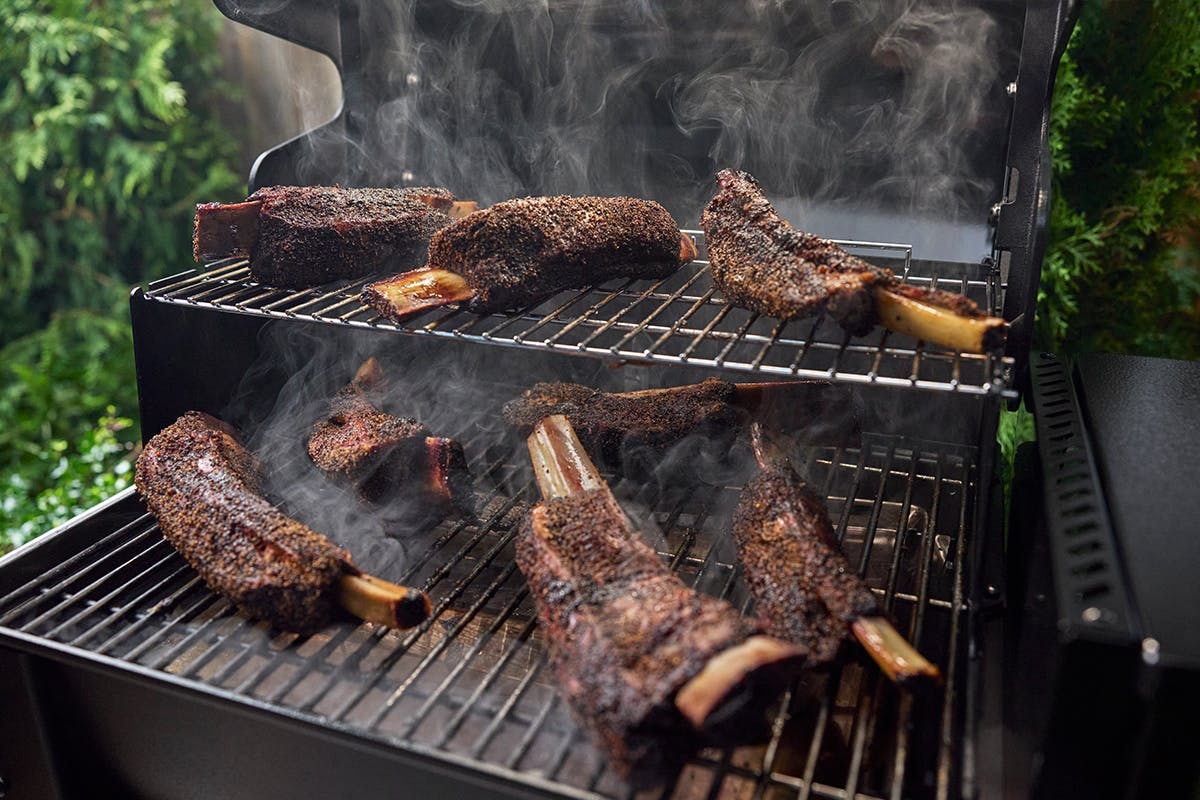 Meet the Weber Smoque™ Pellet Smoker | News | Weber BBQ